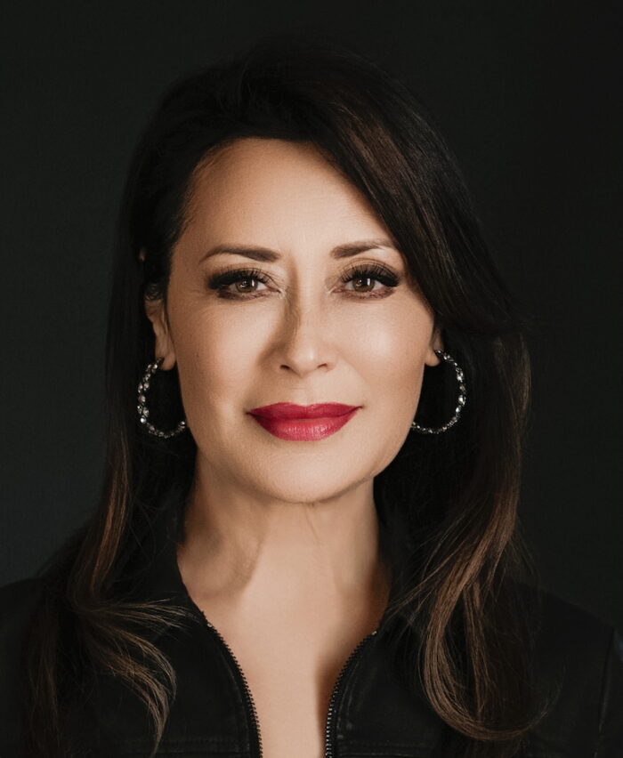 Tosca Lee - New York Times bestselling author